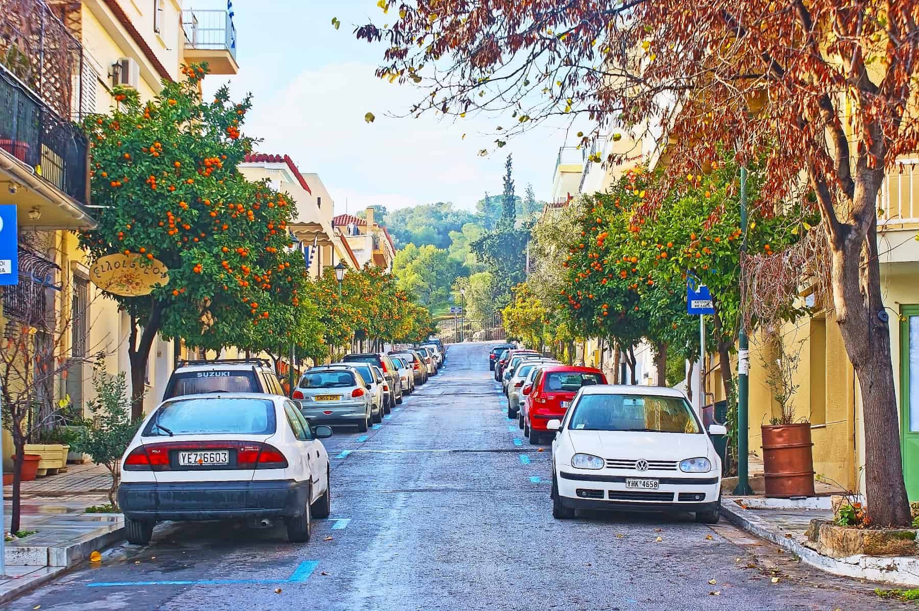 Living In Greece: Essential Expat Guide